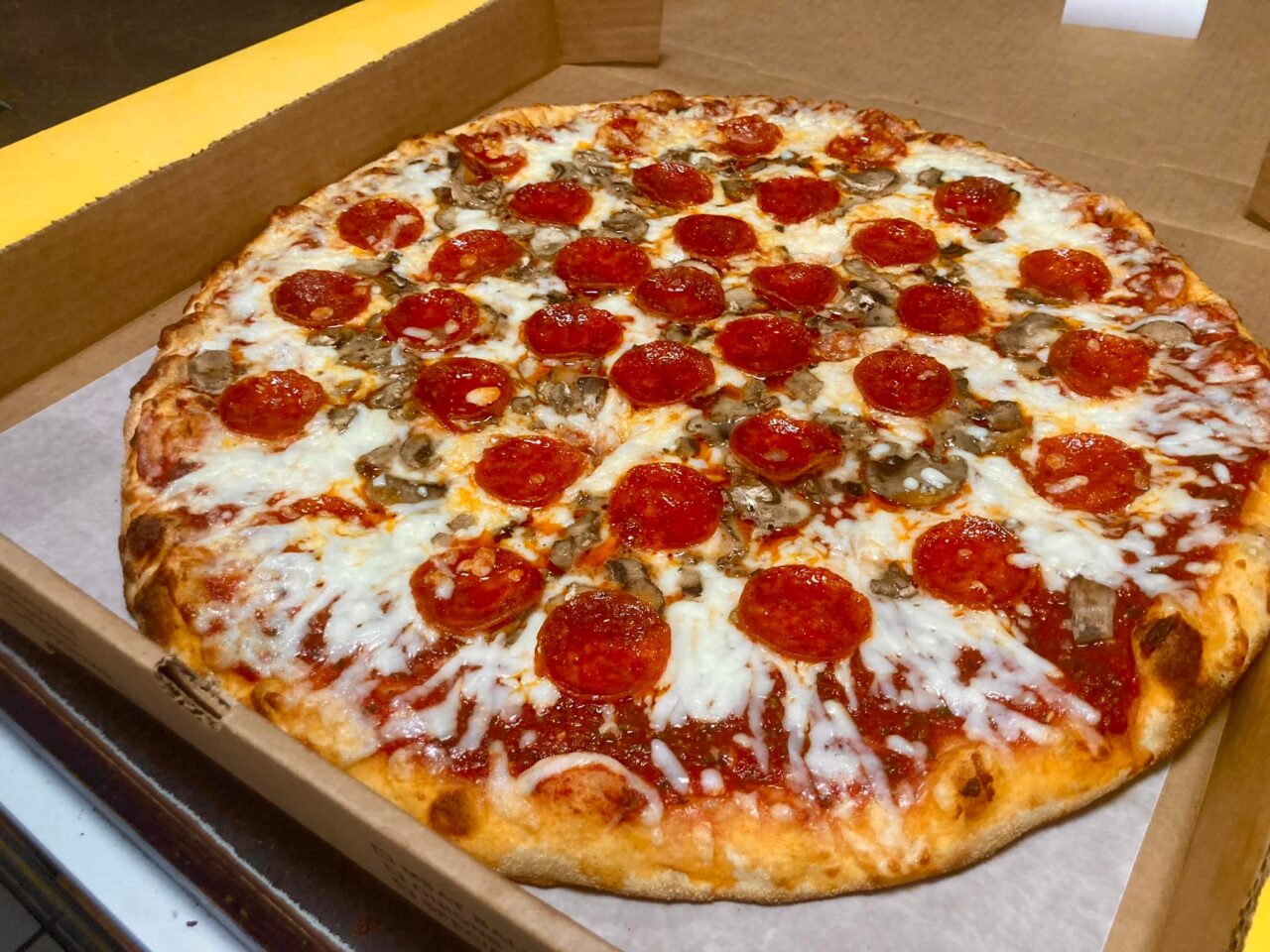 Pizza - Celluccis Italian Restaurant and Bar